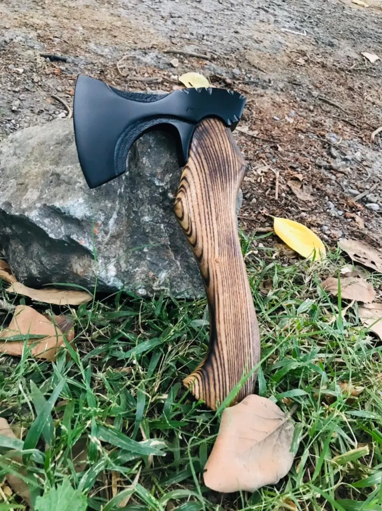 Outdoor handaxe small wooden handle